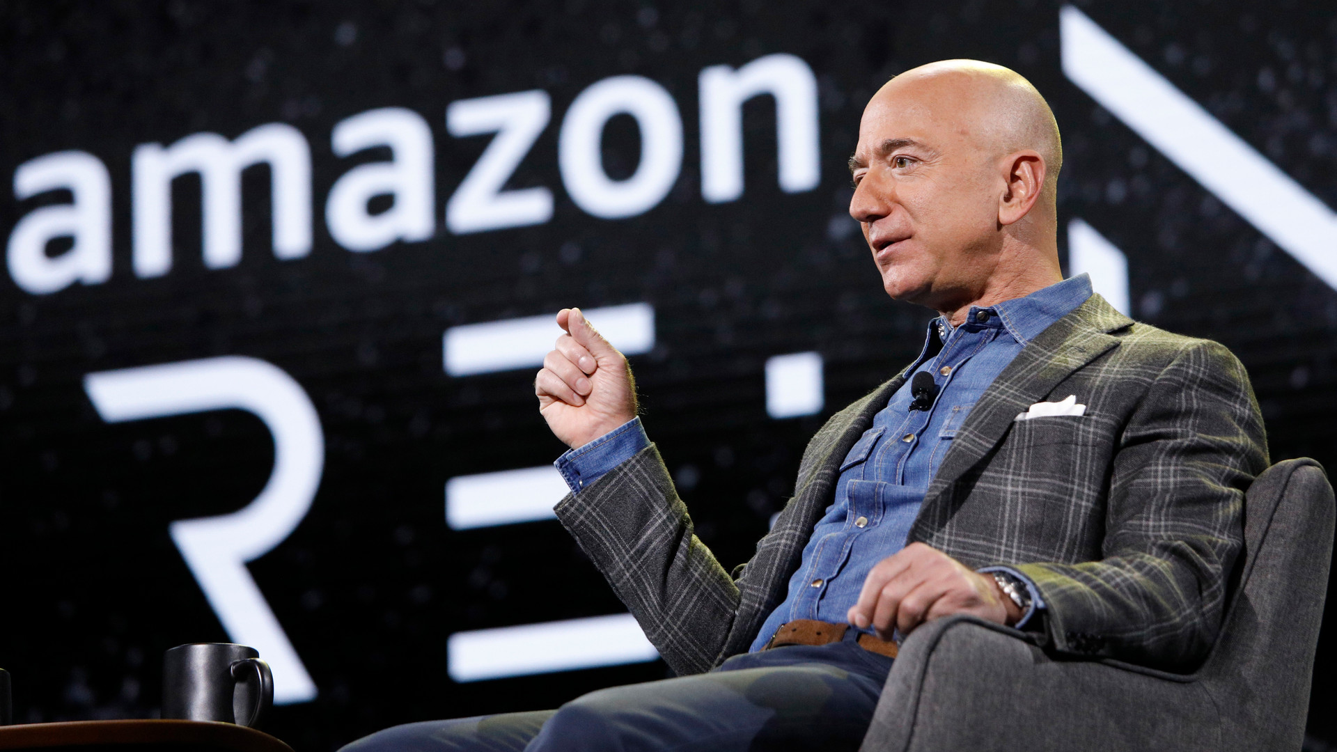 Novo livro, “Amazon Sem Limites”, explora a personalidade Jeff Bezos e ...